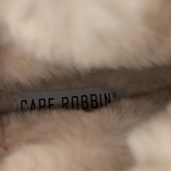 Cape Robbin | Shoes | Nwot Cape Robbin Tahoe With The Girls Pink ...